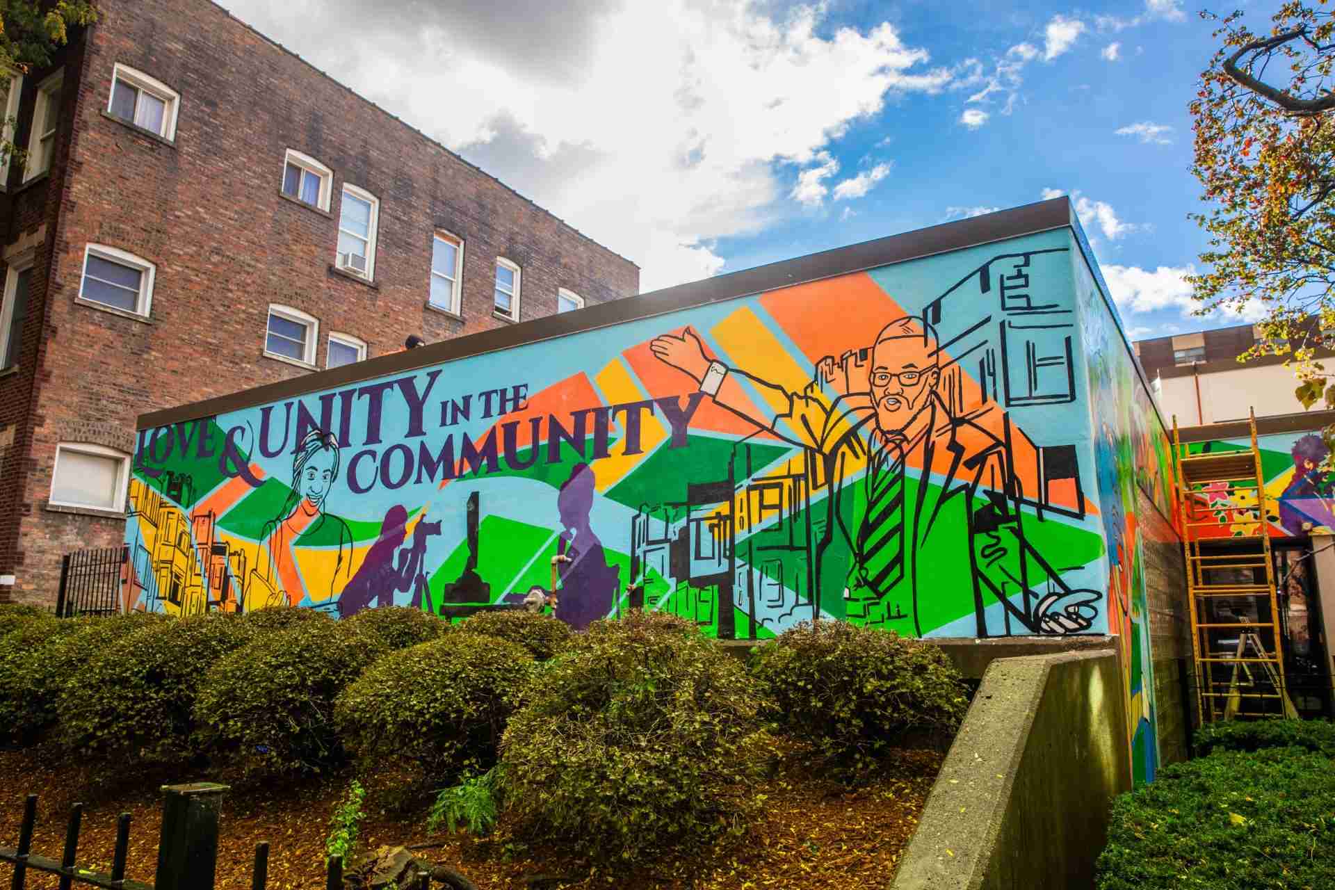 Teen-made Mural Beautifying the Related Affordable South Shore ...